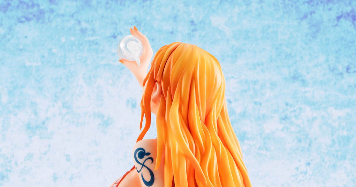 Nami & Tashigi Go to the Beach in One Piece Swimsuit Figures | Tokyo ...