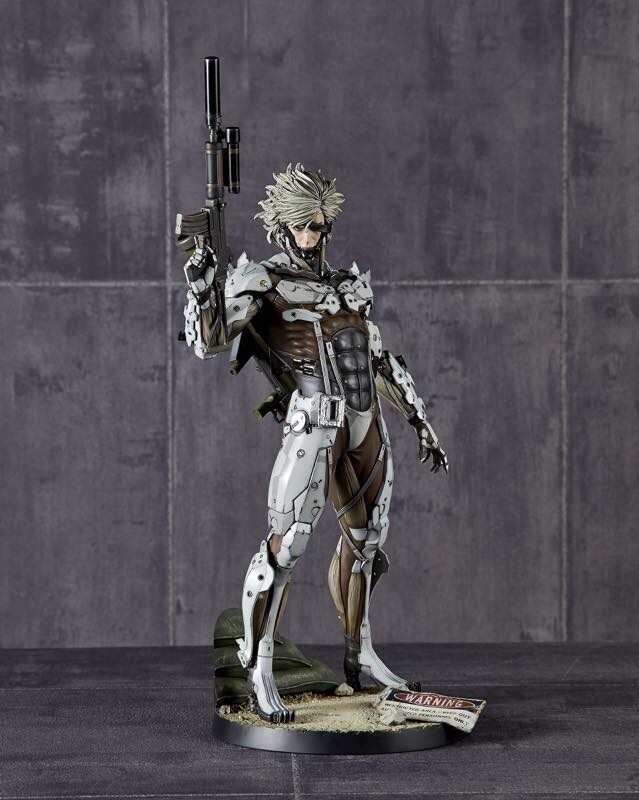 Raiden 1/6 Scale Figure White Armor Ver. | Metal Gear Solid V: Ground ...