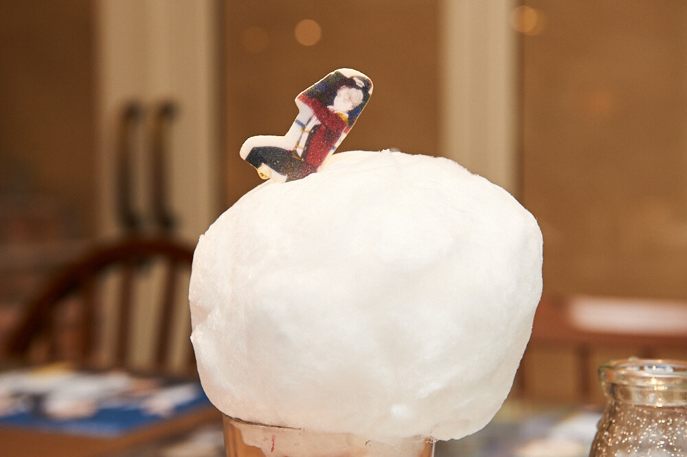 YURI!!! on ICE Cafe Makes History in Tokyo! [Photo Report] | Tokyo ...